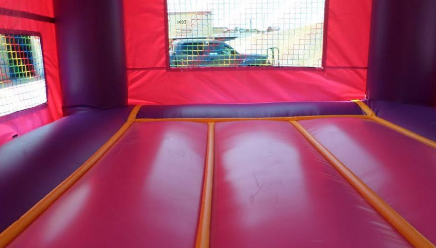 Inflatable Jumpers Archives - Page 2 of 3 - Ultimate Jumpers